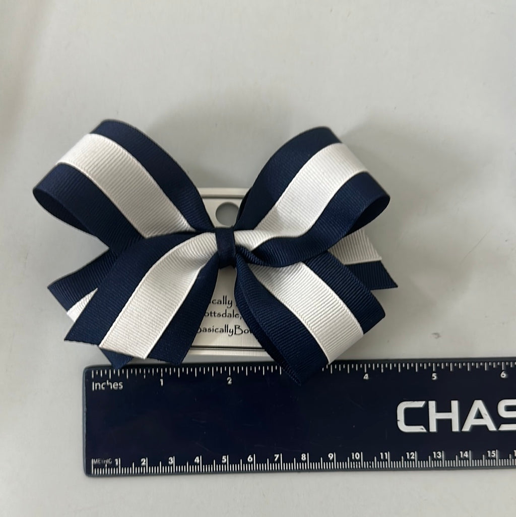 Medium Grosgrain Layer Uniform Bow – Basically Bows & Bowties