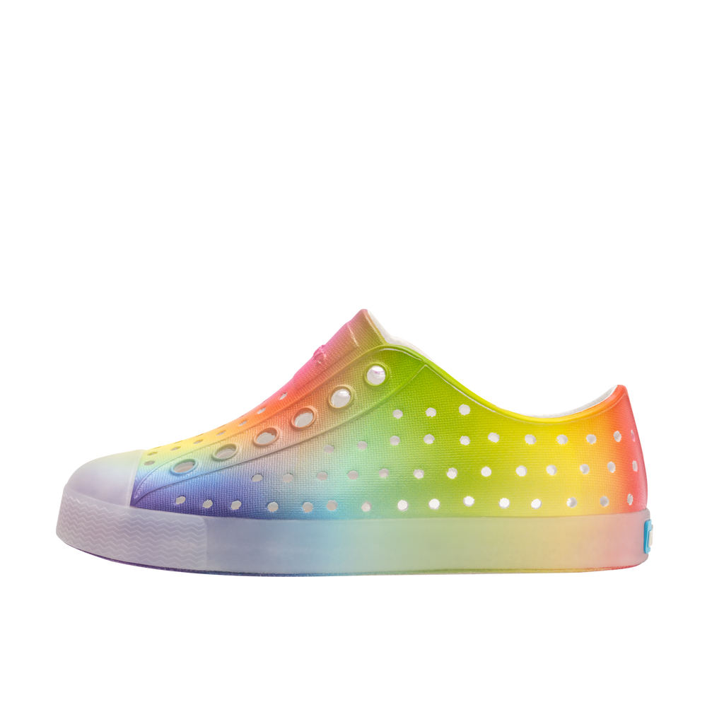 Native Jefferson Print Shoes - Shell White / Translucent / Rainbow Blu ...